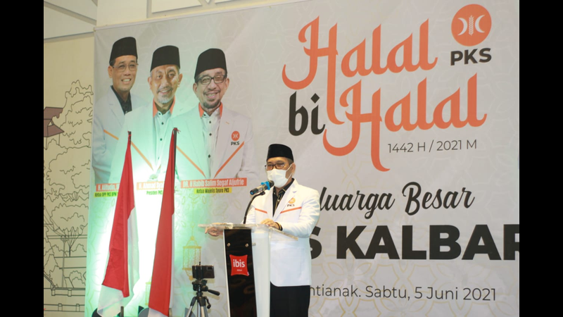 PKS - Halal Bi Halal PKS Kalbar, Arif Joni: Kader PKS Harus Jadi Pemersatu PKS - Halal Bi Halal PKS Kalbar, Arif Joni: Kader PKS Harus Jadi Pemersatu