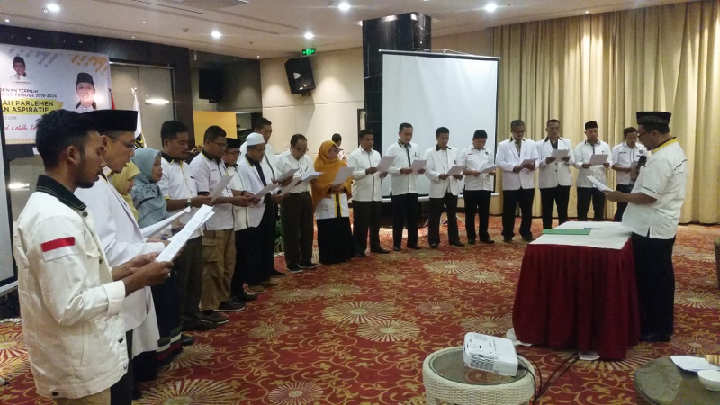PKS | PKS Kepri Gelar Konsolidasi Aleg Terpilih PKS | PKS Kepri Gelar Konsolidasi Aleg Terpilih