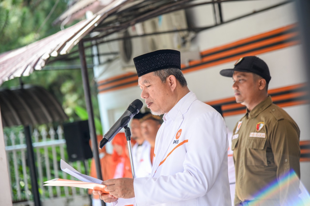 PKS | FOTO: PKS Sumut Serukan Patriot Pelayan Rakyat di HUT ke-77 RI PKS | FOTO: PKS Sumut Serukan Patriot Pelayan Rakyat di HUT ke-77 RI