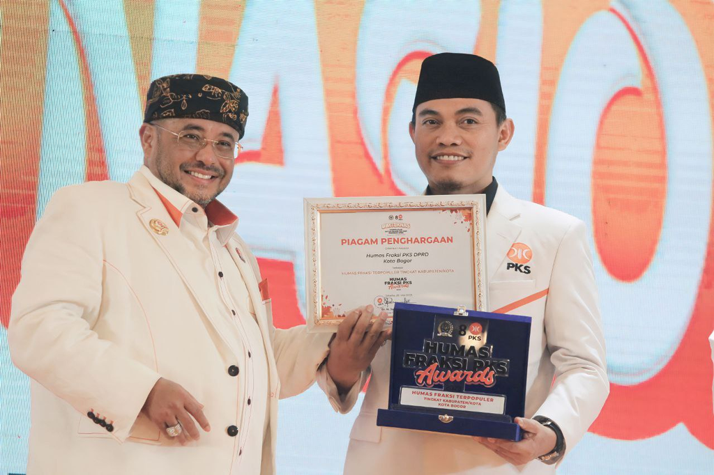 PKS | FOTO: Sekjen DPP PKS Habib Aboe memberikan arahan politik kepada ... PKS | FOTO: Sekjen DPP PKS Habib Aboe memberikan arahan politik kepada ...