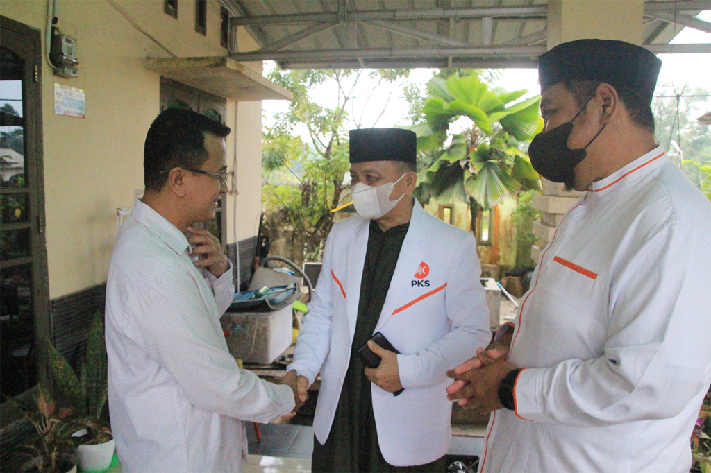 PKS | FOTO: DPW PKS Babel Gelar Safari Ramadhan ke Pesantren Ma'had ... PKS | FOTO: DPW PKS Babel Gelar Safari Ramadhan ke Pesantren Ma'had ...