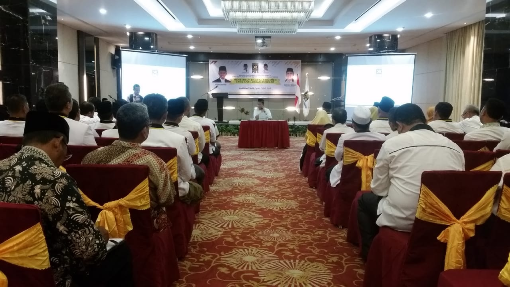 PKS | PKS Kepri Gelar Konsolidasi Aleg Terpilih PKS | PKS Kepri Gelar Konsolidasi Aleg Terpilih