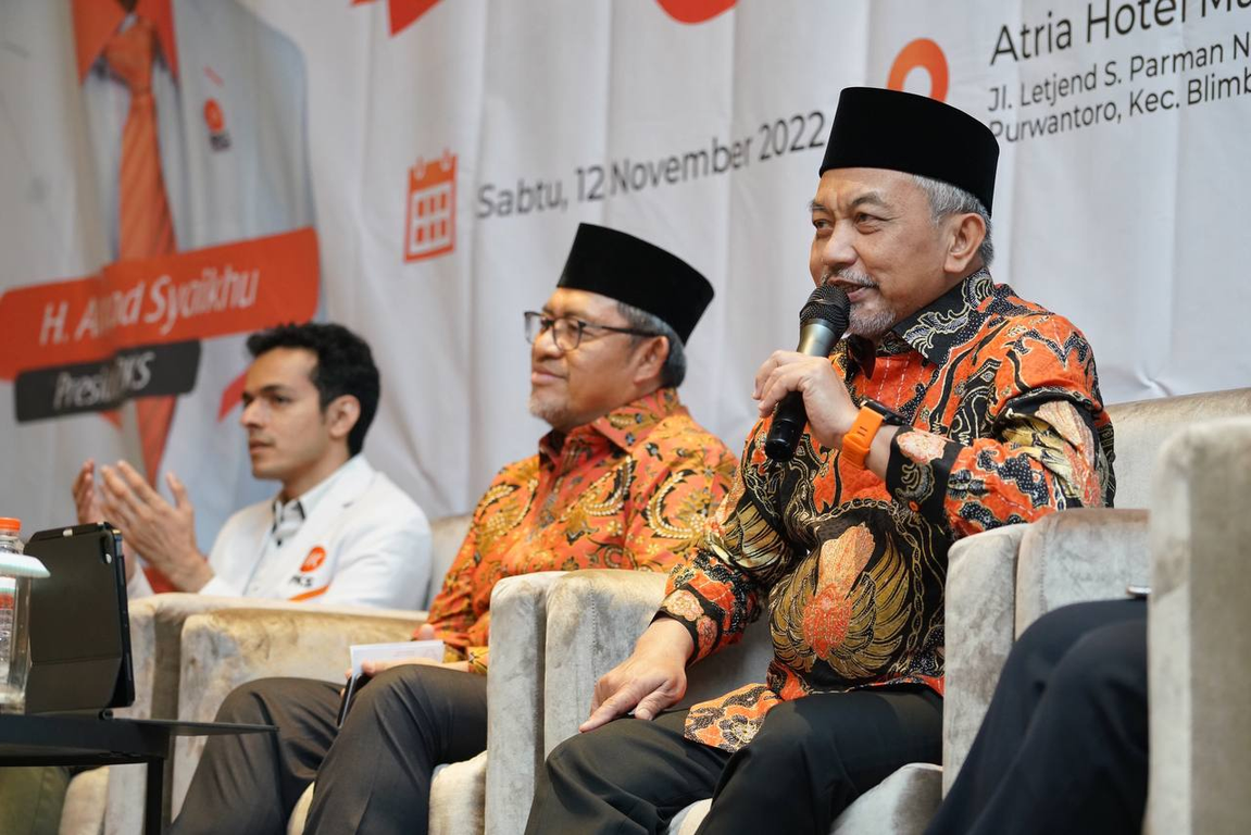 PKS - Potong Tumpeng untuk Kantor Baru PKS, Ini Pesan Ahmad Syaikhu dan ... PKS - Potong Tumpeng untuk Kantor Baru PKS, Ini Pesan Ahmad Syaikhu dan ...